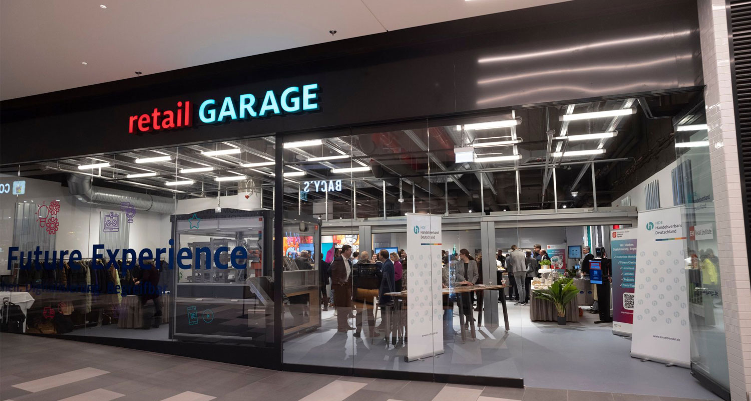 Die Zukunft des Handels beginnt in der neu eröffneten Retail Garage in ...