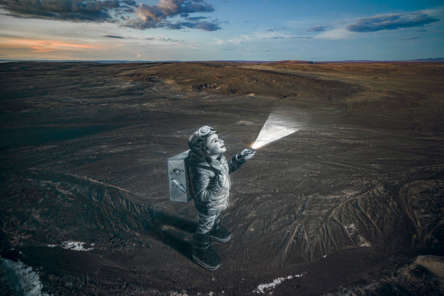 Gigantisch: Landart-Künstler Saype x „MoonSwatch“