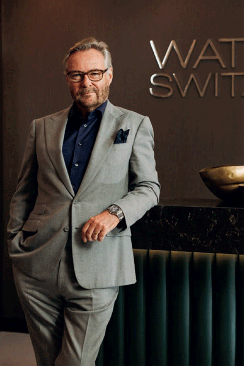 Watches of Switzerland Group kauft die Onlineplattform Hodinkee ...